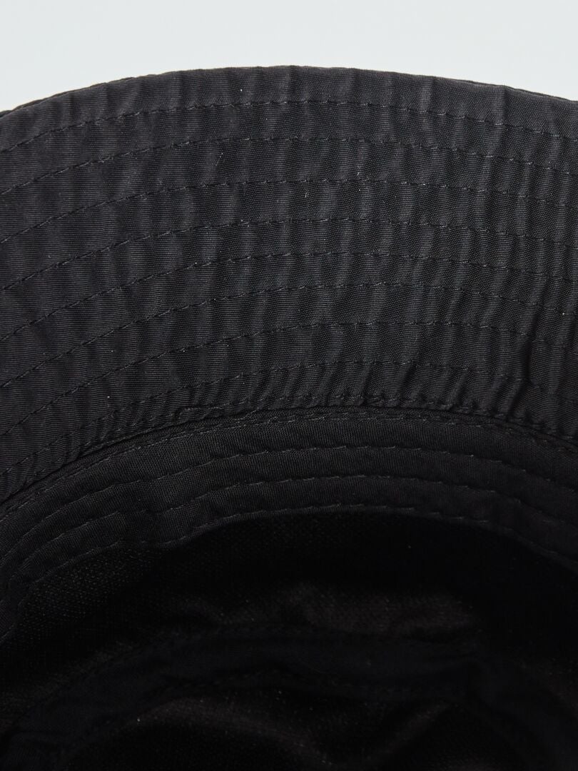 Bob uni - Noir - Kiabi - 8.00€