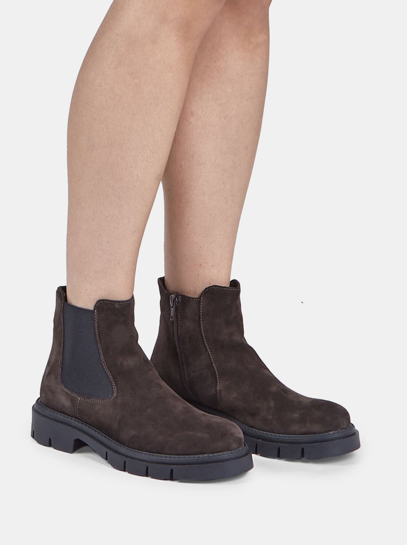 Bottine en daim avec bande élastique Bata - Marron - Femme - 119.99 ...