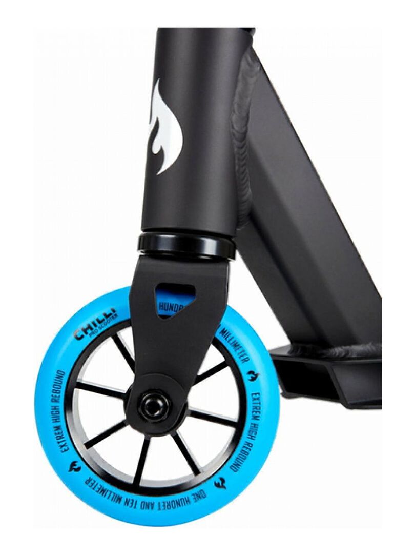 Chilli Pro Scooter BASE / ROCKY Universel Trottinette Stunt Noir, Bleu ...