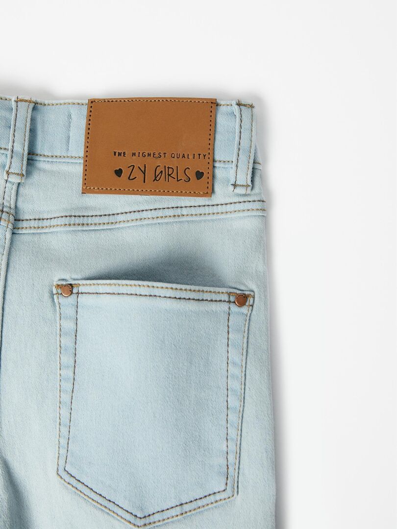 Jeans bleu clair pour fille ESSENTIALS LINE - Bleu - Kiabi - 17.99€