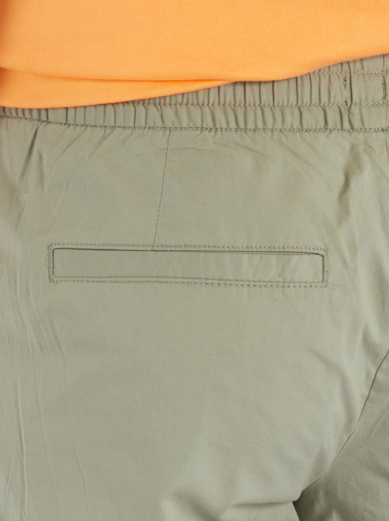 Pantalon de jogging avec poches à rabat - VERT OMBRE - 22.00€ - Kiabi