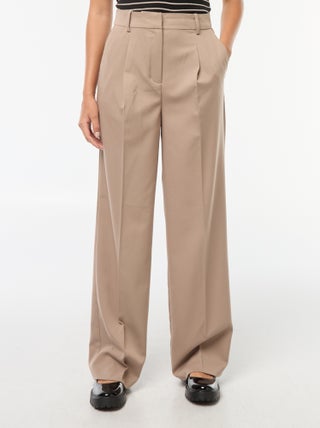 Pantalons larges femme : découvrez nos modèles - Kiabi