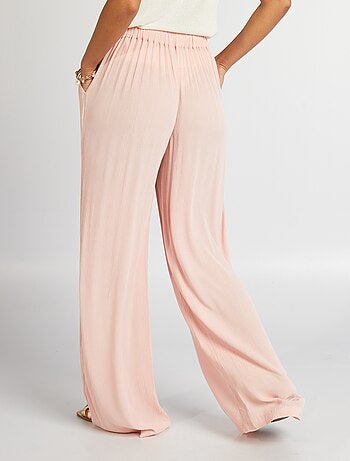 Pantalons larges femme : découvrez nos modèles - Kiabi