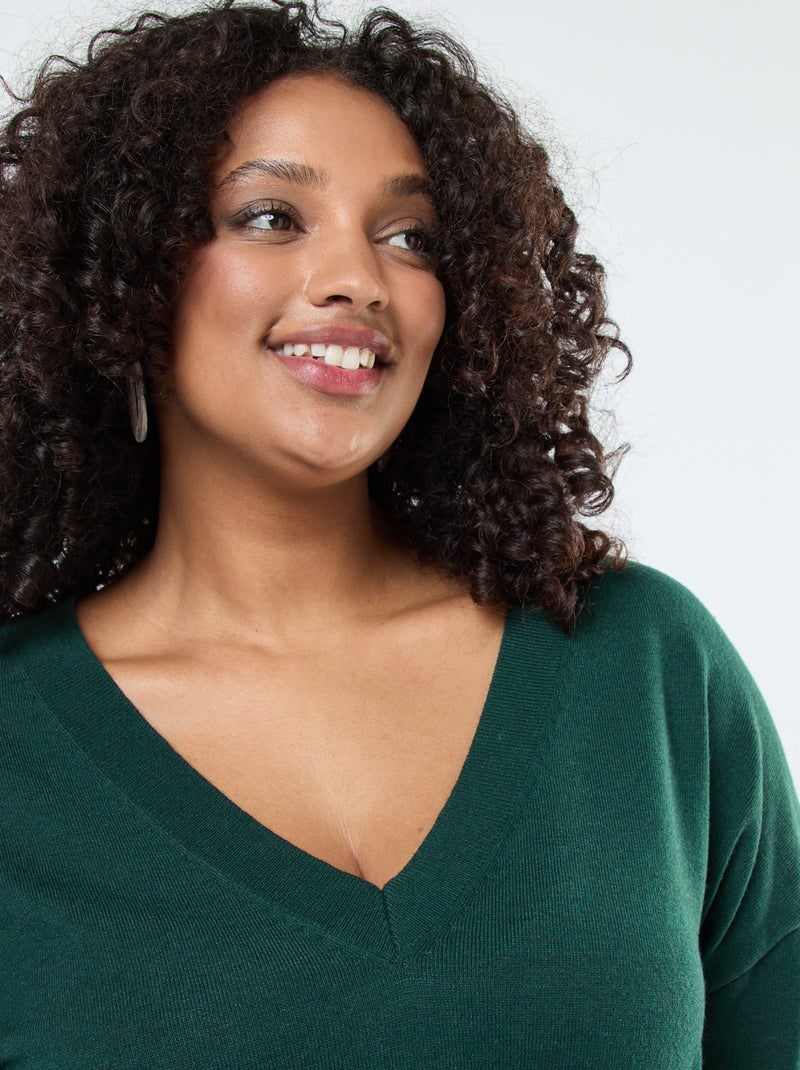 Pull en maille fine avec col V - Vert - Grandes tailles - Femme - 18.00€ - Kiabi