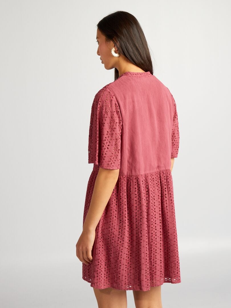 Robe courte cintrée en broderie anglaise - Rose - Kiabi - 27.00€