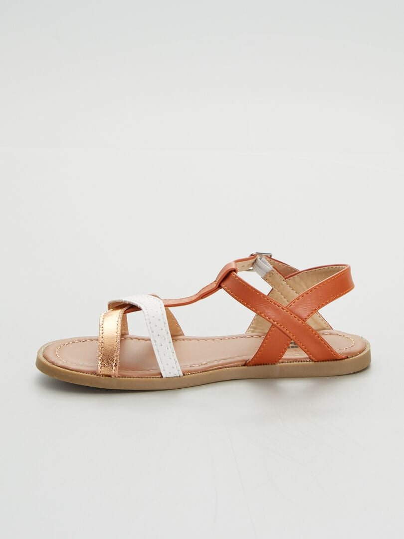 Sandales à brides - brun - Kiabi - 8.00€