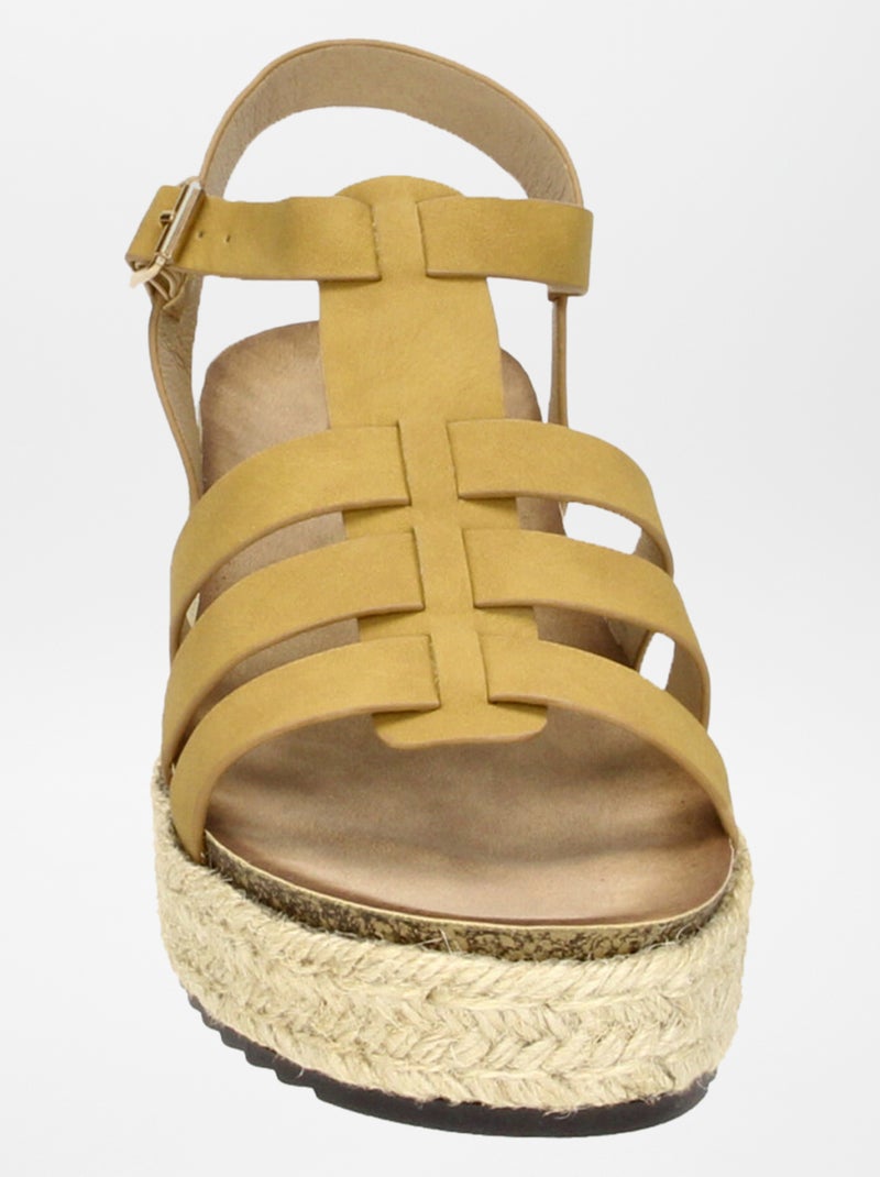 Sandales avec semelle en corde - Jaune - Femme - 12.10€ - Kiabi