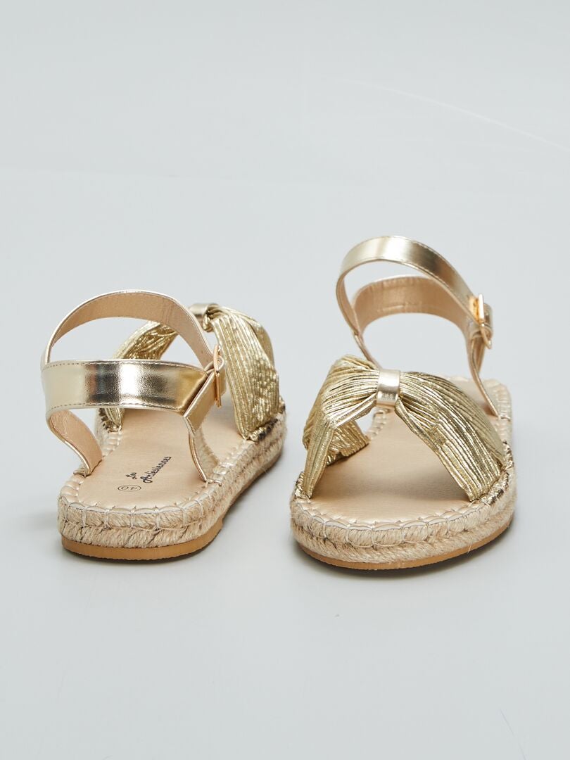 Sandales plates dorées - Doré - Kiabi - 22.00€