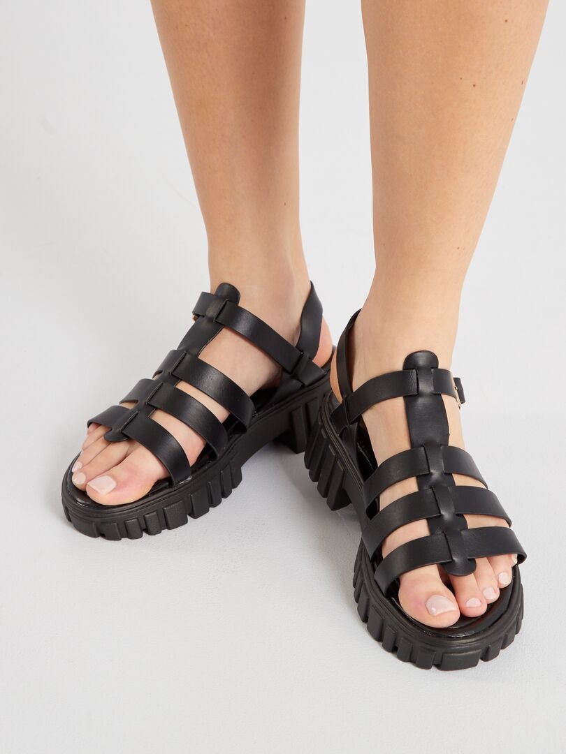 Sandales semelles épaisses - noir - Kiabi - 12.50€