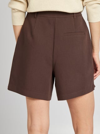 Shorts femme : découvrez nos modèles - Kiabi