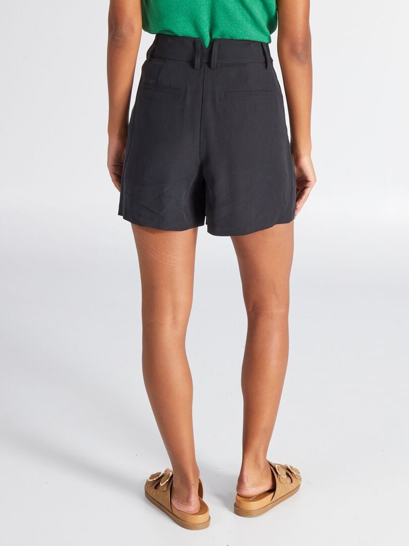 Short uni - noir - Kiabi - 18.00€