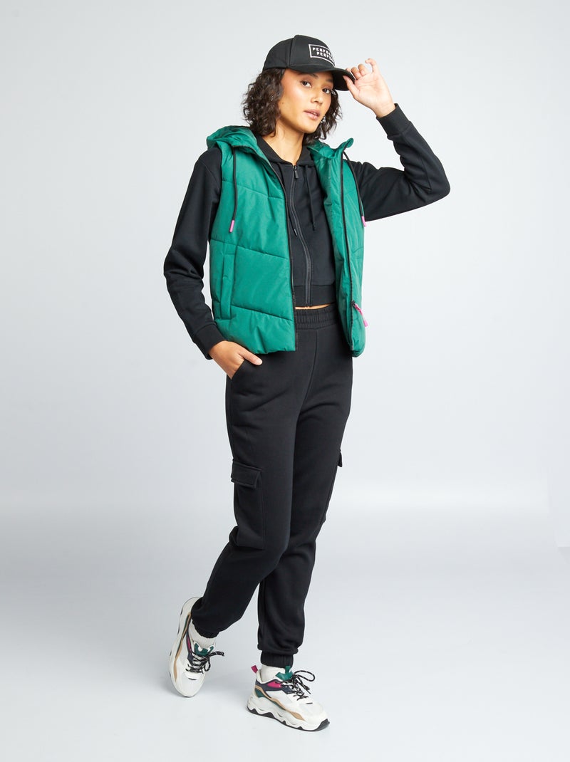 Sweat court à capuche - Noir - 12.00€ - Kiabi