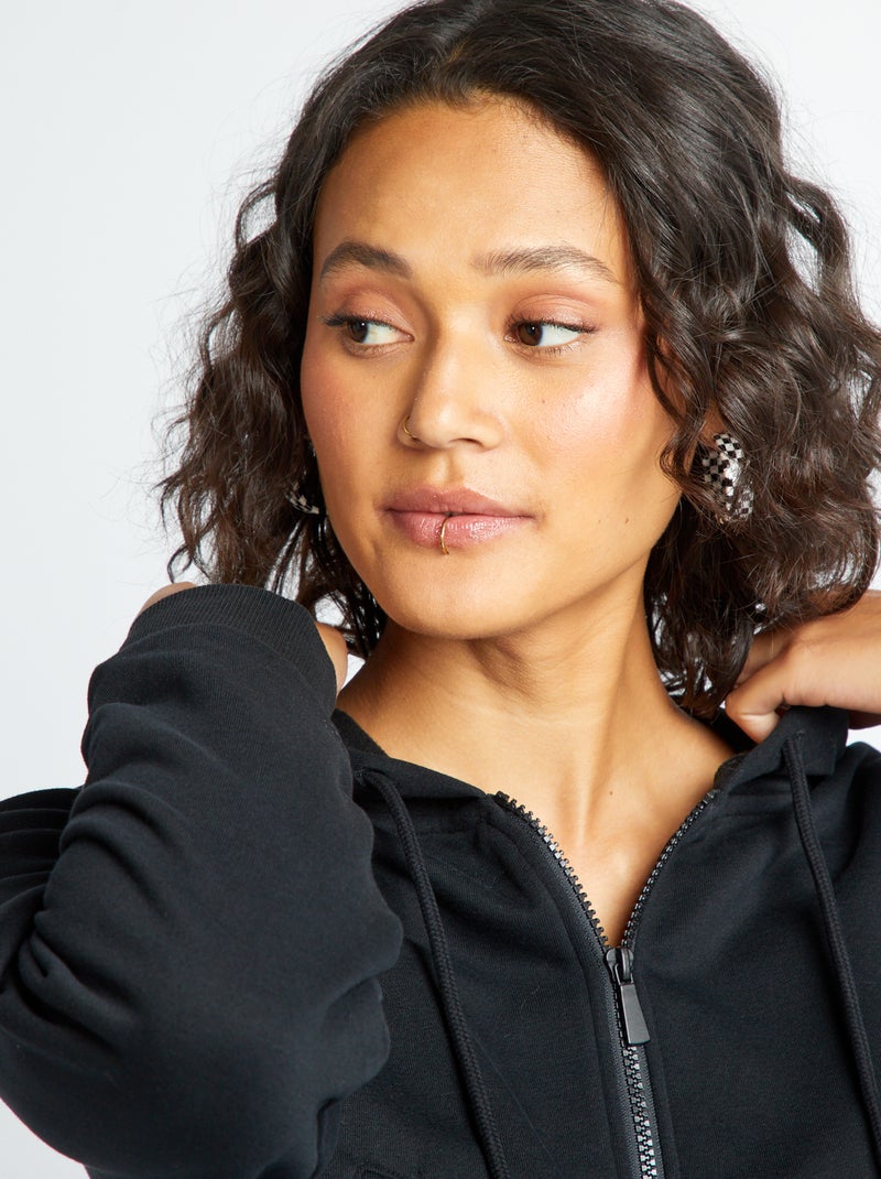 Sweat court à capuche - Noir - 12.00€ - Kiabi