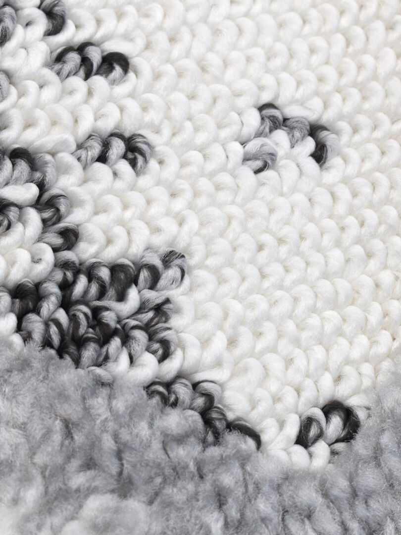 Tapis longs poils shaggy tissé motif rétro-vintage LADURO - Gris - Kiabi - 159.99€