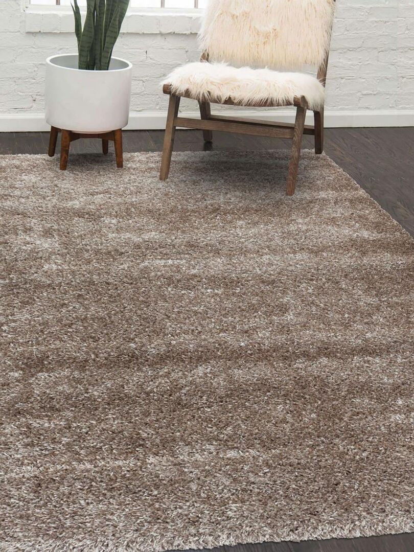 Tapis longs poils shaggy tissé motif uni UNI A - Beige - Kiabi - 59.99€