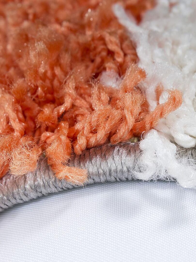 Tapis poils longs shaggy tissé motif damier CARRÉ A - Orange - Kiabi - 54.99€