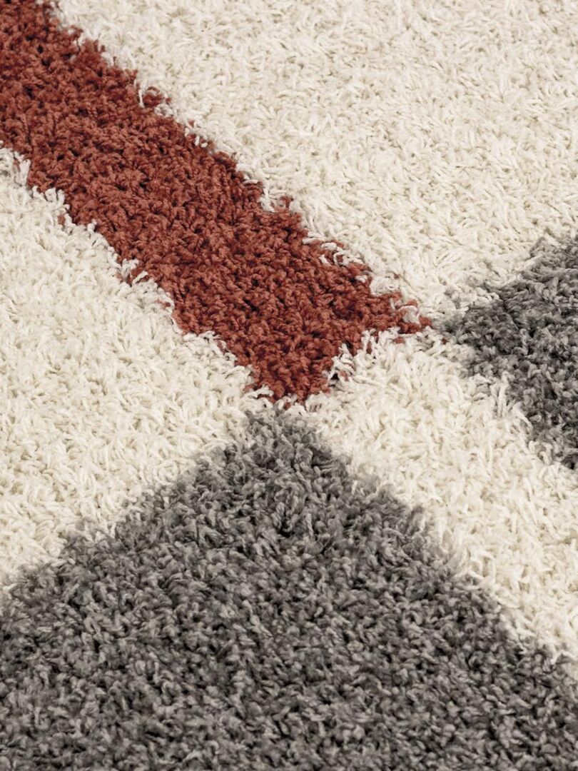 Tapis poils longs shaggy tissé motif géométrique RECTAN - Orange - Kiabi - 54.99€