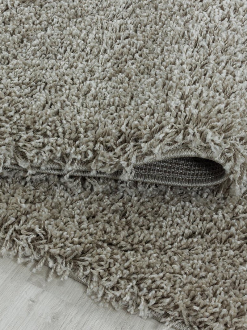 Tapis poils longs shaggy tissé motif uni UNI I - Beige - 44.99€ - Kiabi