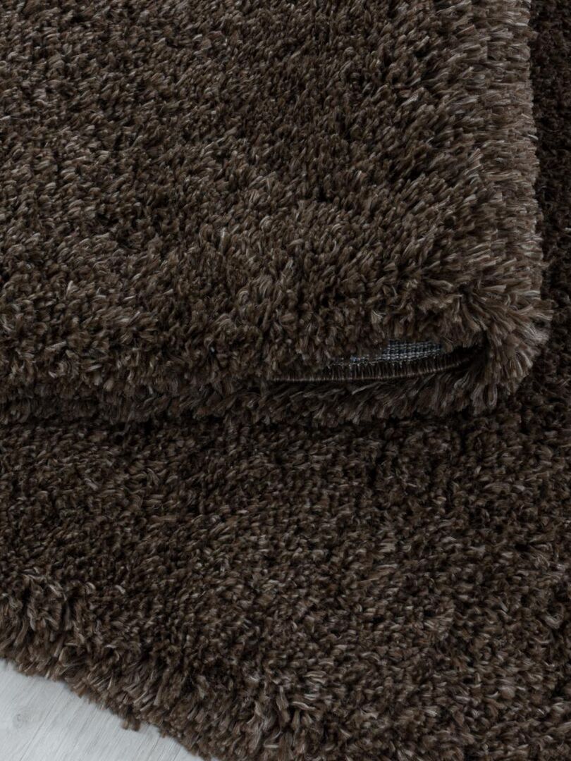 Tapis shaggy UNI B - Marron - Kiabi - 54.99€